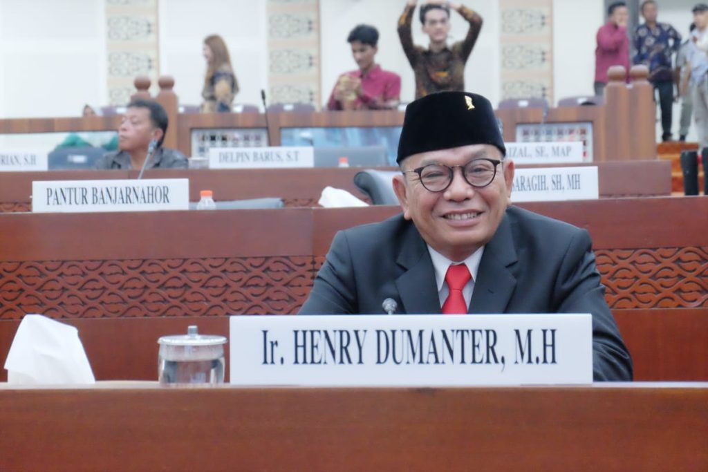 Terdakwa Nina Wati Bebas Berkeliaran Anggota DPRD Sumut Ir Hendry ...